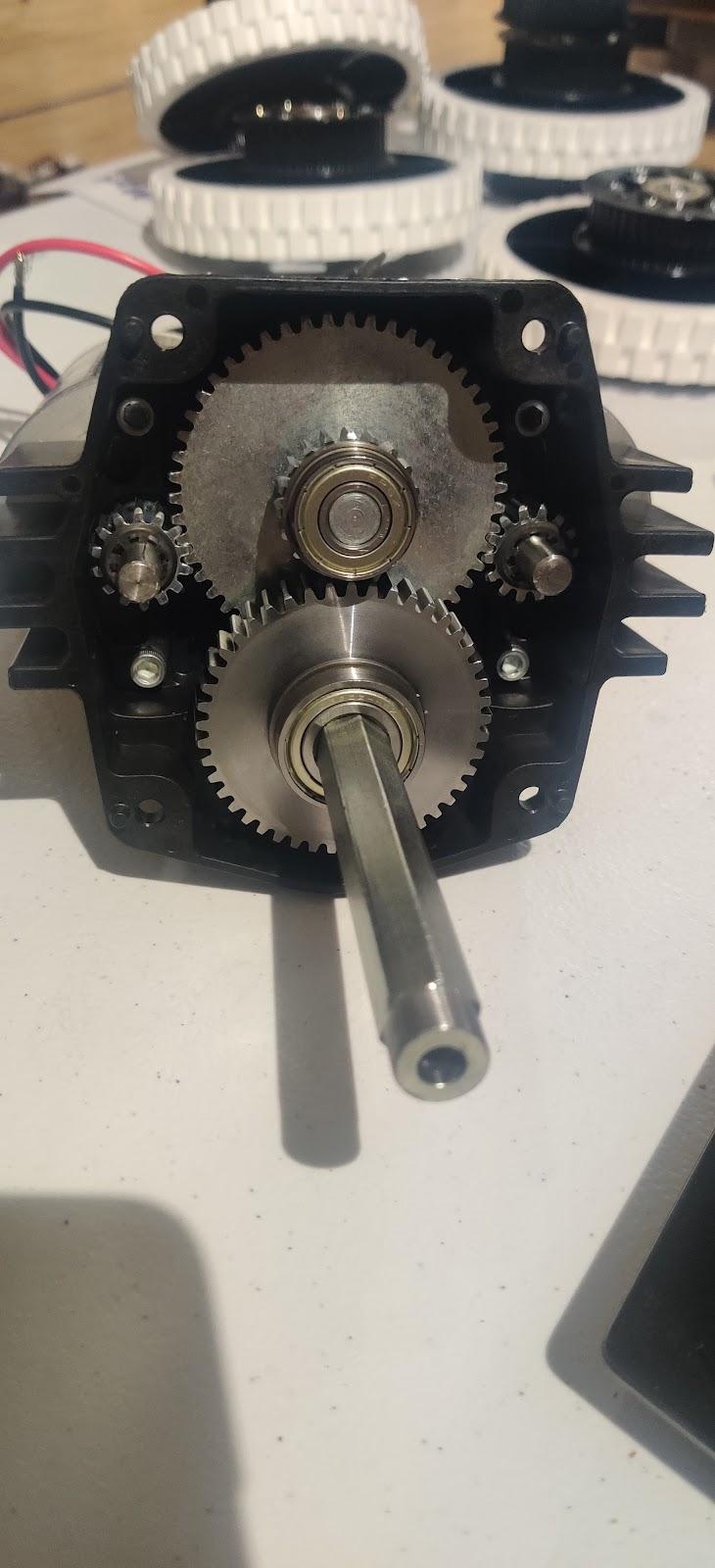 Motor and Gearbox Assembly | Everybot Docs